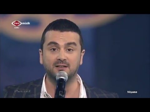 Onur Şan - Yeni cami avlusunda