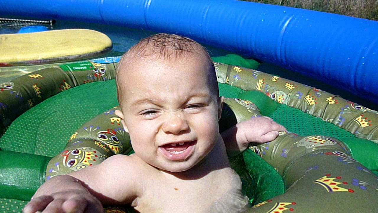 Izzy Swim 6-11.MOV - YouTube