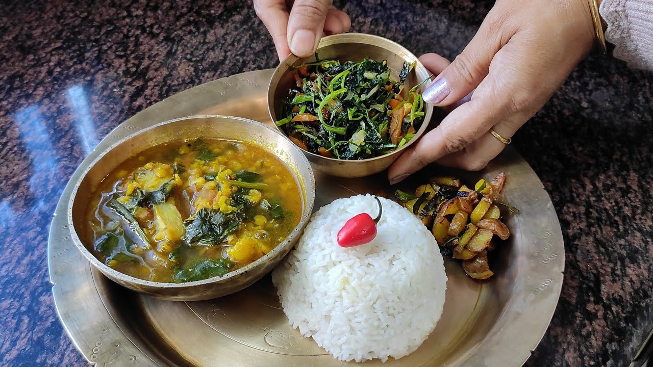 Methi saag with carrot ( Fenugreek )easy process. - YouTube