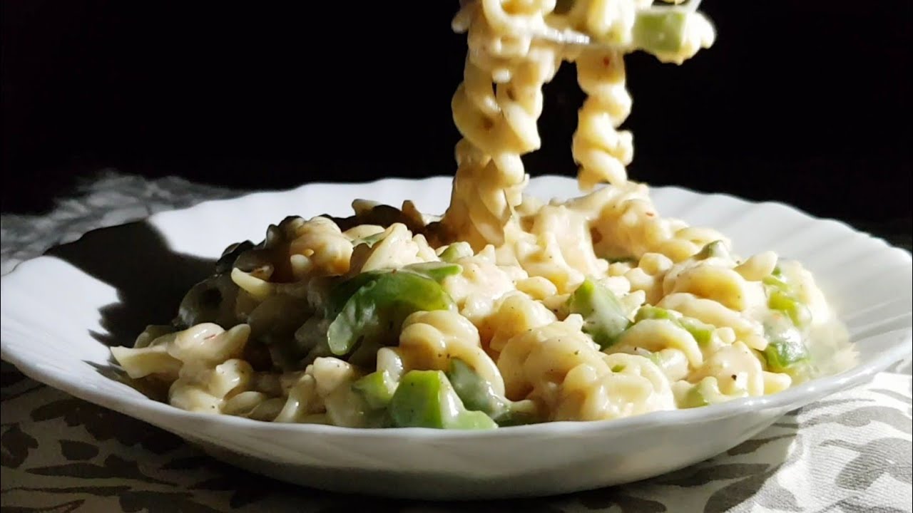Fusilli in White Sauce | Celery Pasta | Creamy Fusilli | Fusilli Pasta ...