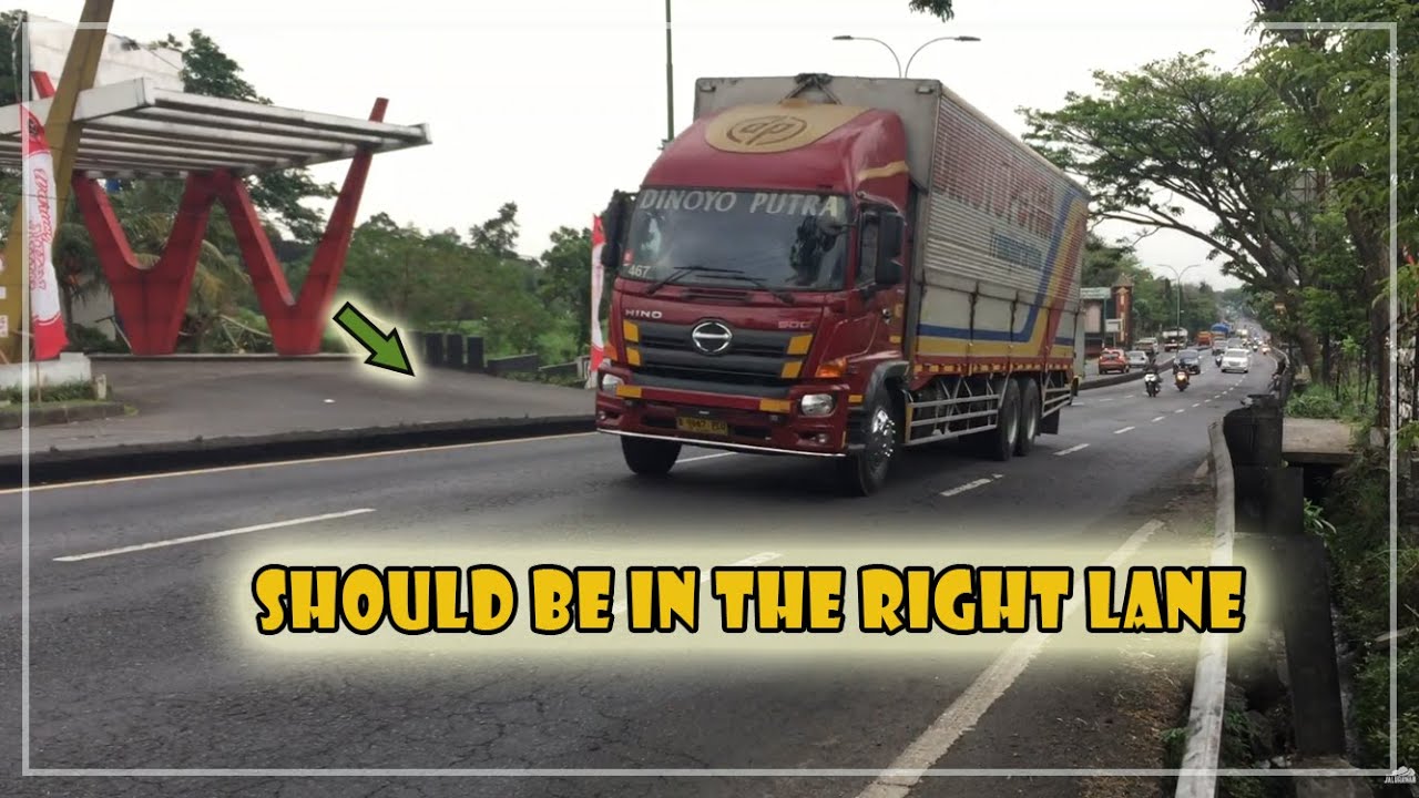 For Everyone's Safety, Heavy Vehicles Must UseThe Right Lane On This ...