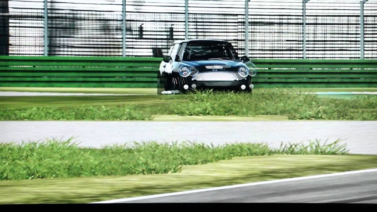 mini r53 vs. mini r56 - YouTube