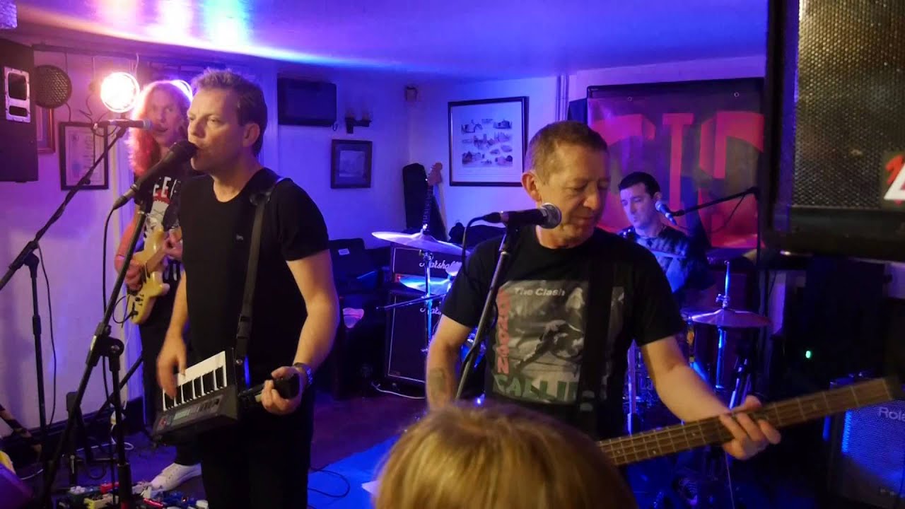 CID Fox on the Run - YouTube