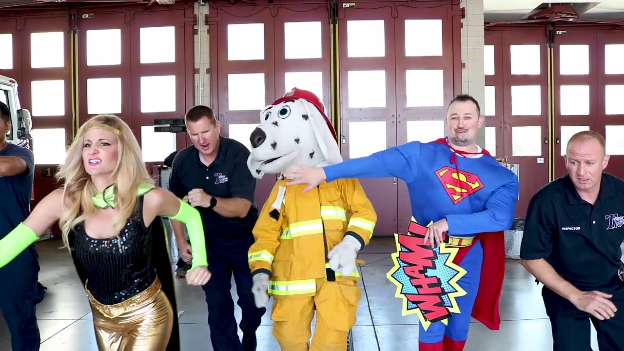 Don't want to pull a hammy! Who will cross the finish line first ...