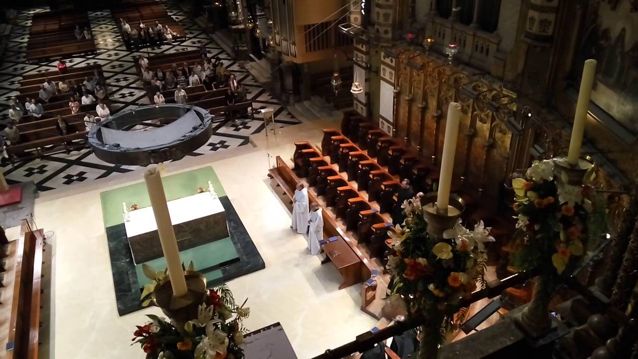 Morning Gregorian chant, September 11, 2016, by the Benedict monks of ...