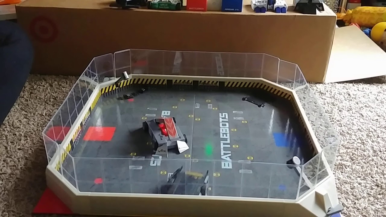 Battle Bots- Bronco vs Minotaur (toys) - YouTube