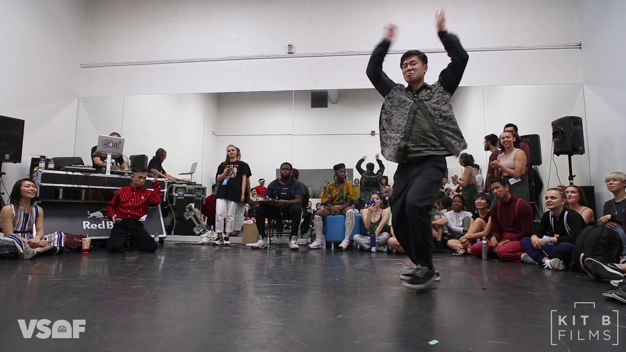 VSDF 2019 - Waacking Battle - Top 16 - Maa2 VS V.Va - YouTube