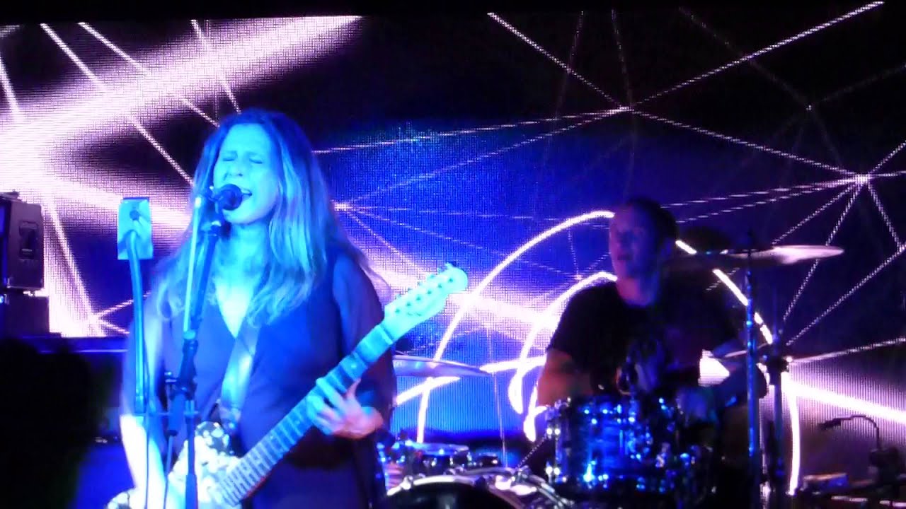 Je ne veux pas rester sage - Manu - Paris 04/12/2015 - YouTube