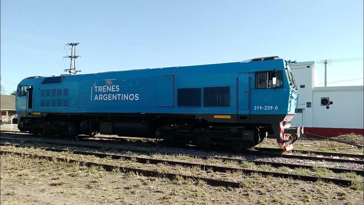 EMD GM J16 CW 319-239-0 DE TRENES ARGENTINOS MANIOBRANDO LIVIANA EN LA ESTACIÓN LA BANDA. - YouTube
