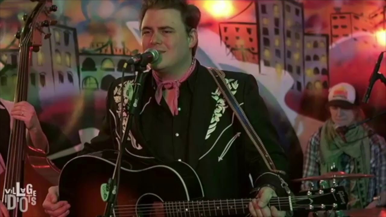 Sean Burns & Lost Country - Roll, Truck, Roll - Red Simpson Cover (Live ...