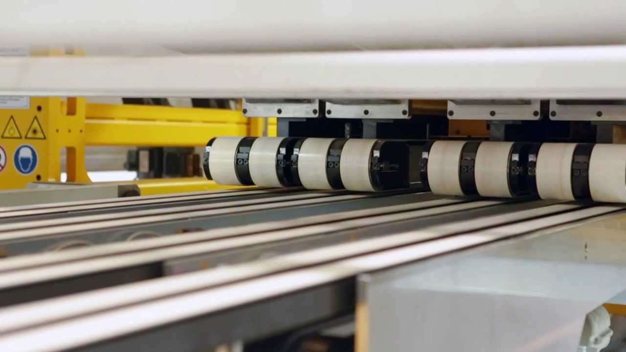 Blanking line with servo press for processing steel and aluminum - YouTube