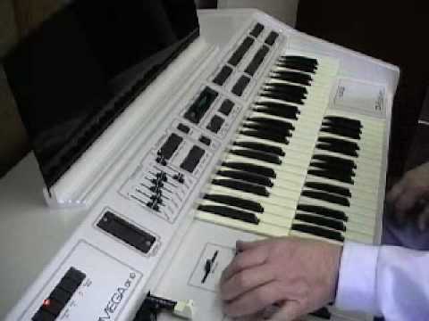 Wersi Omega DX10 Organ - YouTube