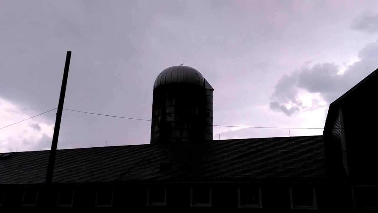 THUNDER & LIGHTNING STORM ON THE FARM - YouTube