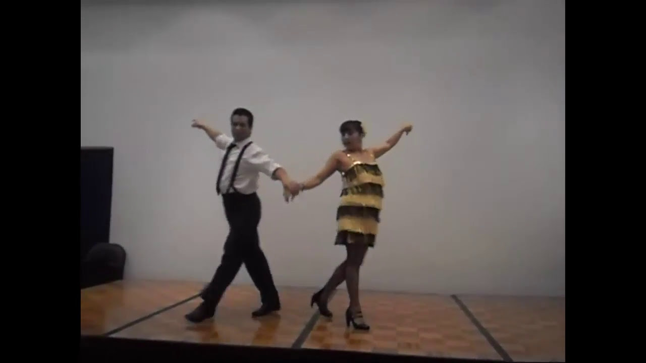 Cha cha Oreja Mocha - YouTube