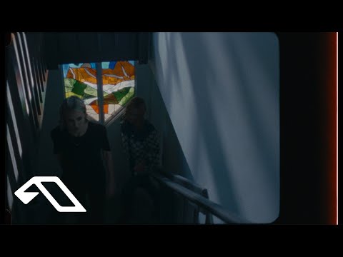 Eli & Fur - Last Train (Official Visualizer) [Anjunadeep]