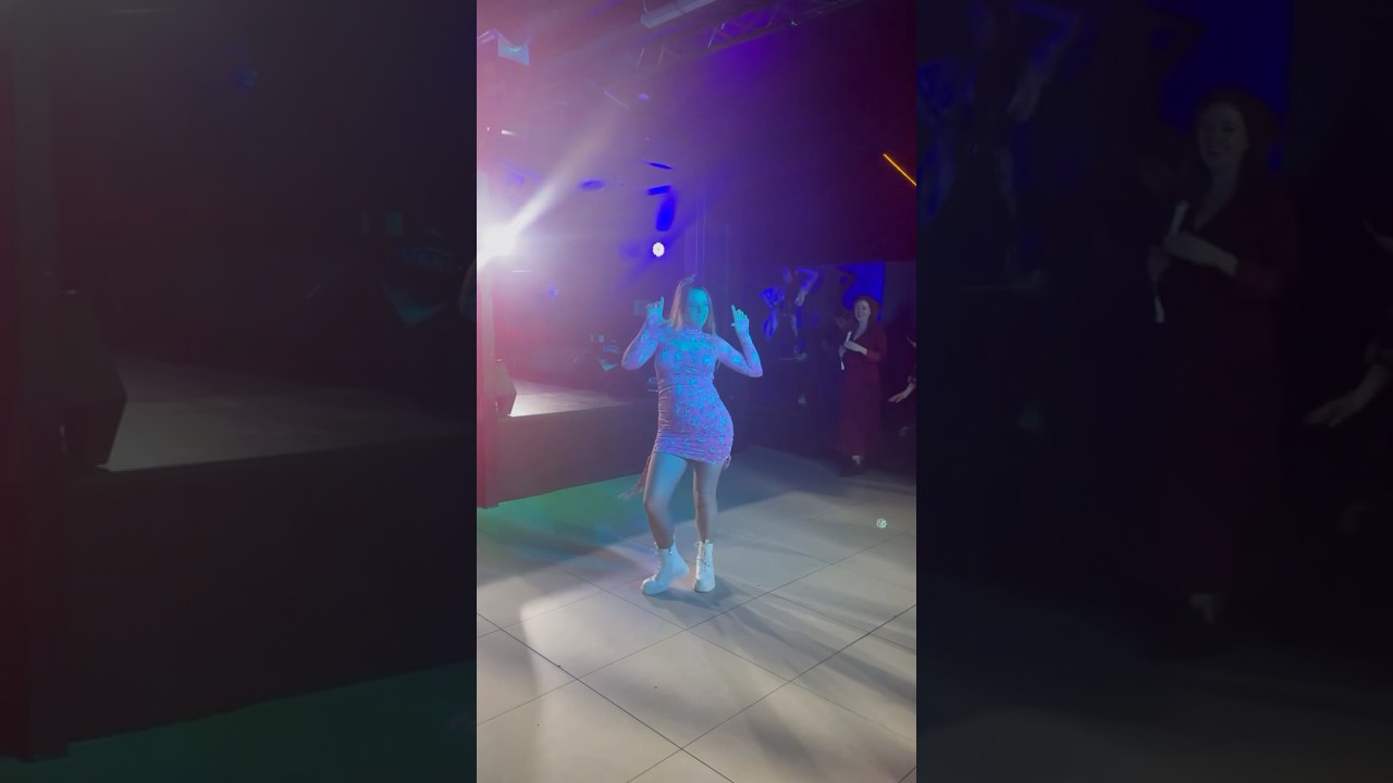 [DANCE PERFORMANCE] Queencard by CHTOBY CHTO - YouTube