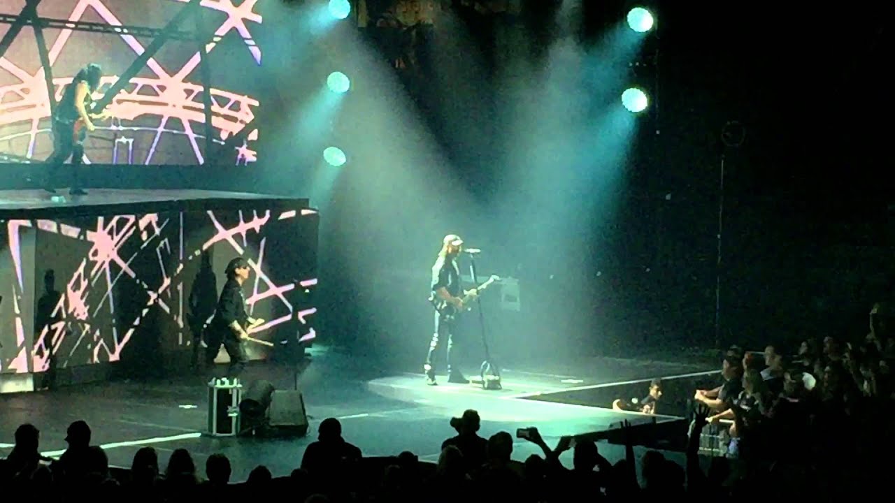 The Zoo - Scorpions Moncton NB September 16 2015 - YouTube