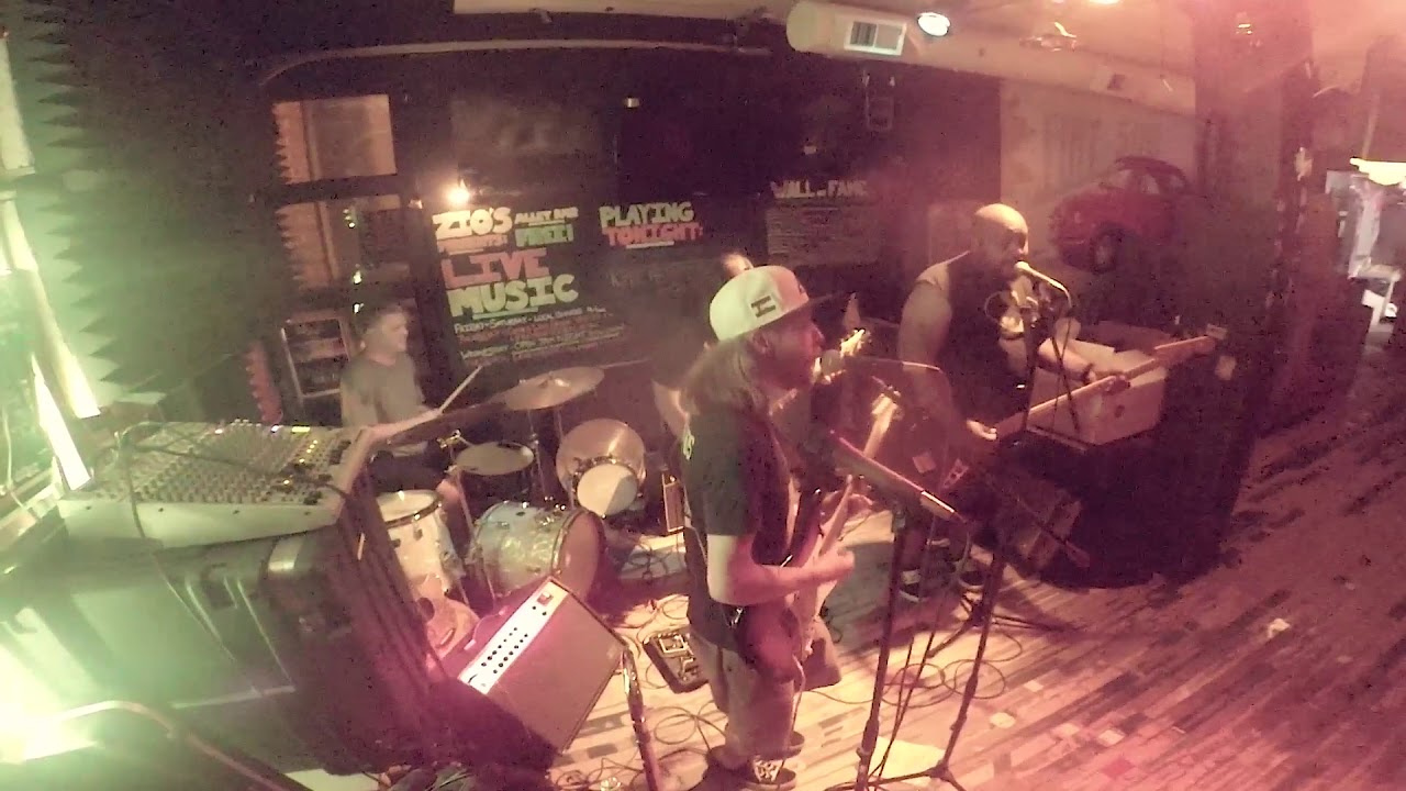 Corey McCauley - Brians Song @ ZIos Alley in Denver - YouTube