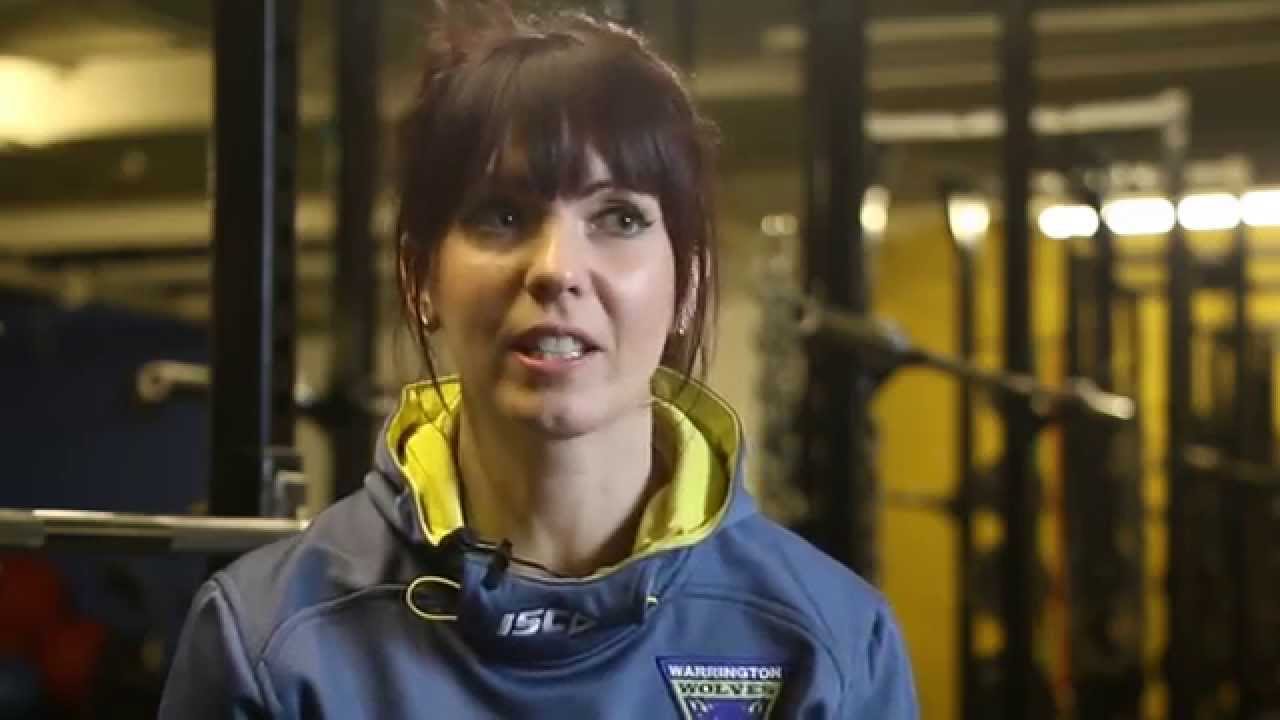 Becky Davies Shares Her Story, Strength & Performance - YouTube