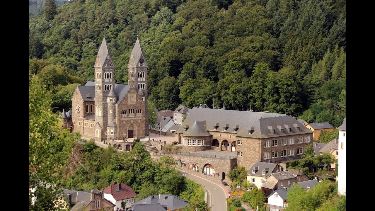 Clervaux (Luxembourg) - YouTube