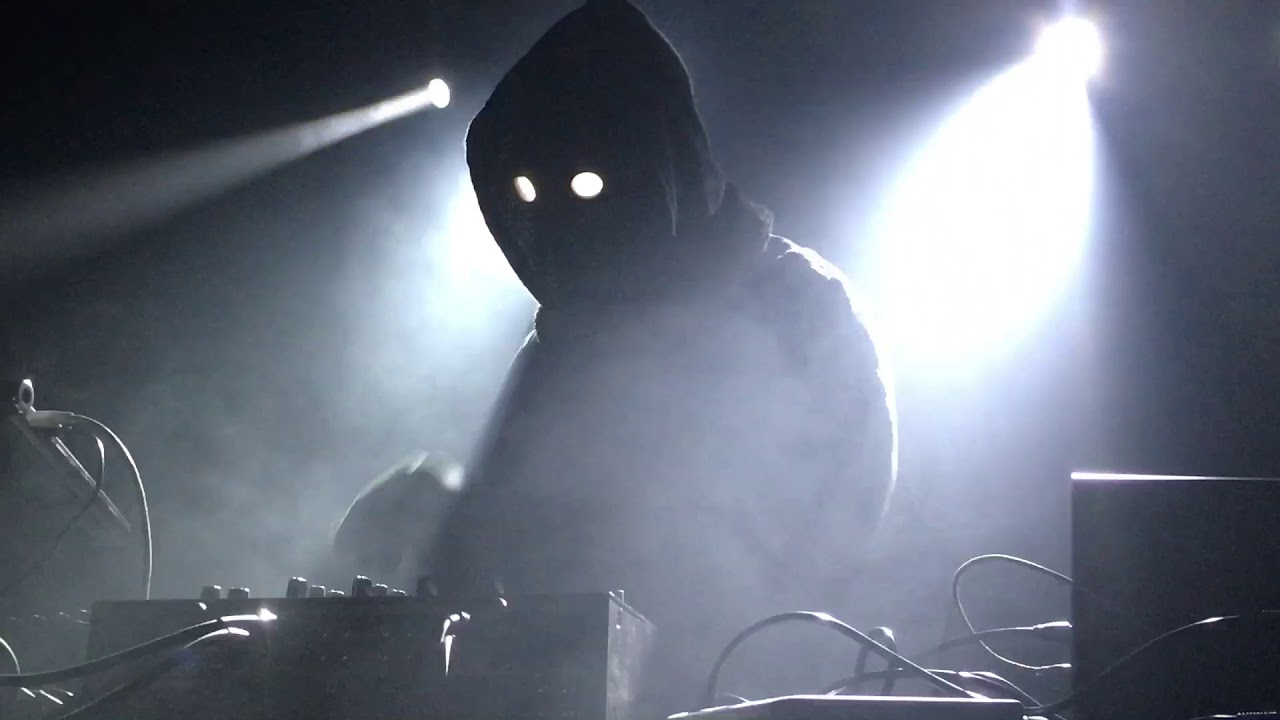 Danger LIVE 2/7/19 Globe Hall Denver 22h39 - YouTube