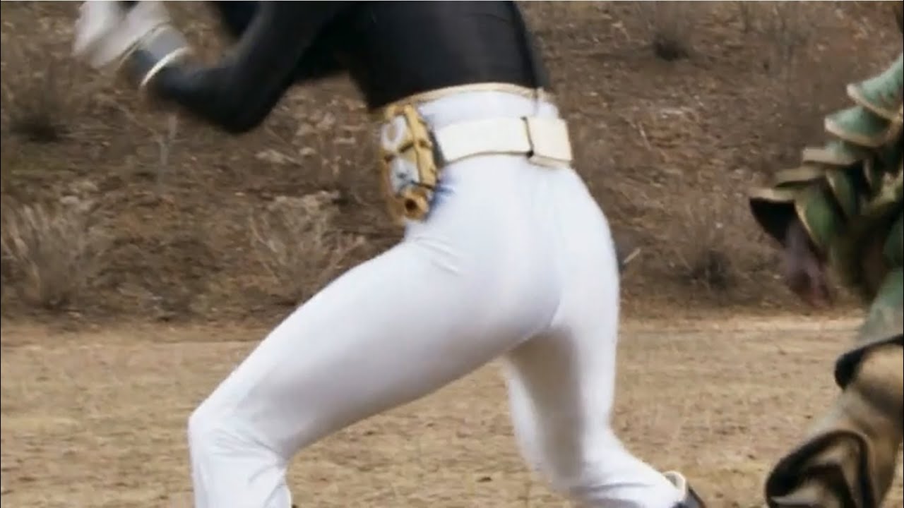 最高のシーン 敗北。背が高く筋肉質なブラックレンジャー。戦隊ゴセイジャーbest scene. defeat. tall muscular ...