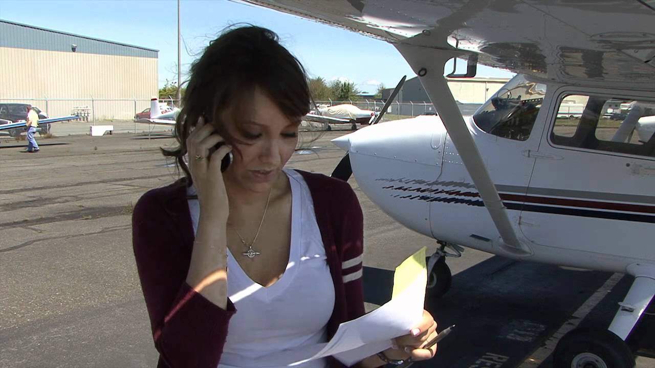 Hanne solo cross country, part 1. www.askcaptainscott.com - YouTube