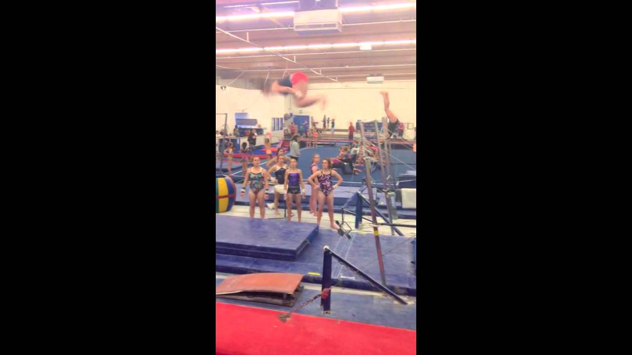 Shani Remme Bar Routine Jan 2014 - YouTube