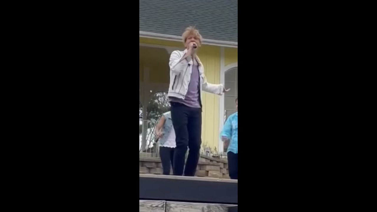 Lost in Japan, Dan Mackey - YouTube