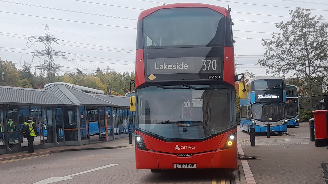 FULL ROUTE VISAUL: London bus route 370 Romford mercury Gardens ...