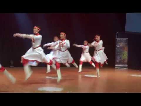 1. TUVAN FOLK DANCE Ensemble SAYANI TOUVA Ансамбль Саяны - YouTube