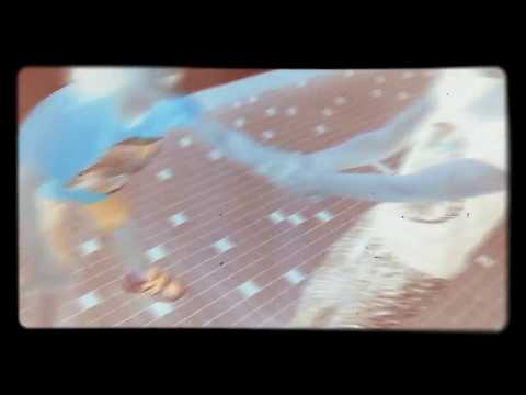 Tic-Tic se bat contre Romence dans une musique épique