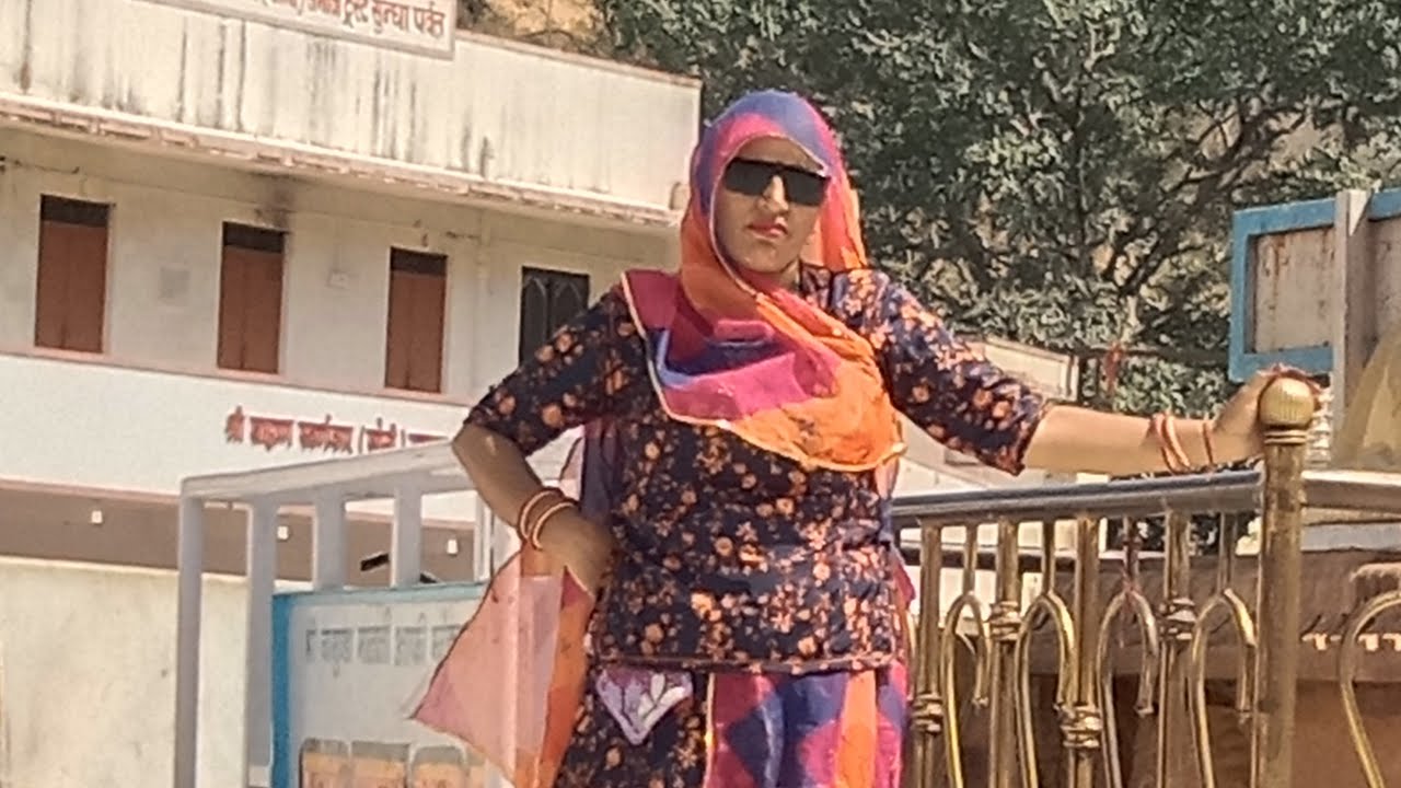 SUMAN KANWAR Rajputh लाइव है! - YouTube