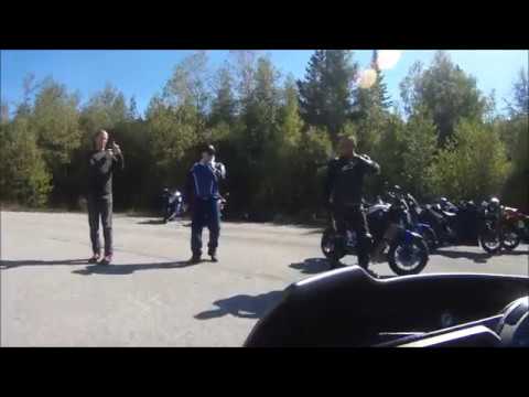 Speed Triple R wheelie - YouTube