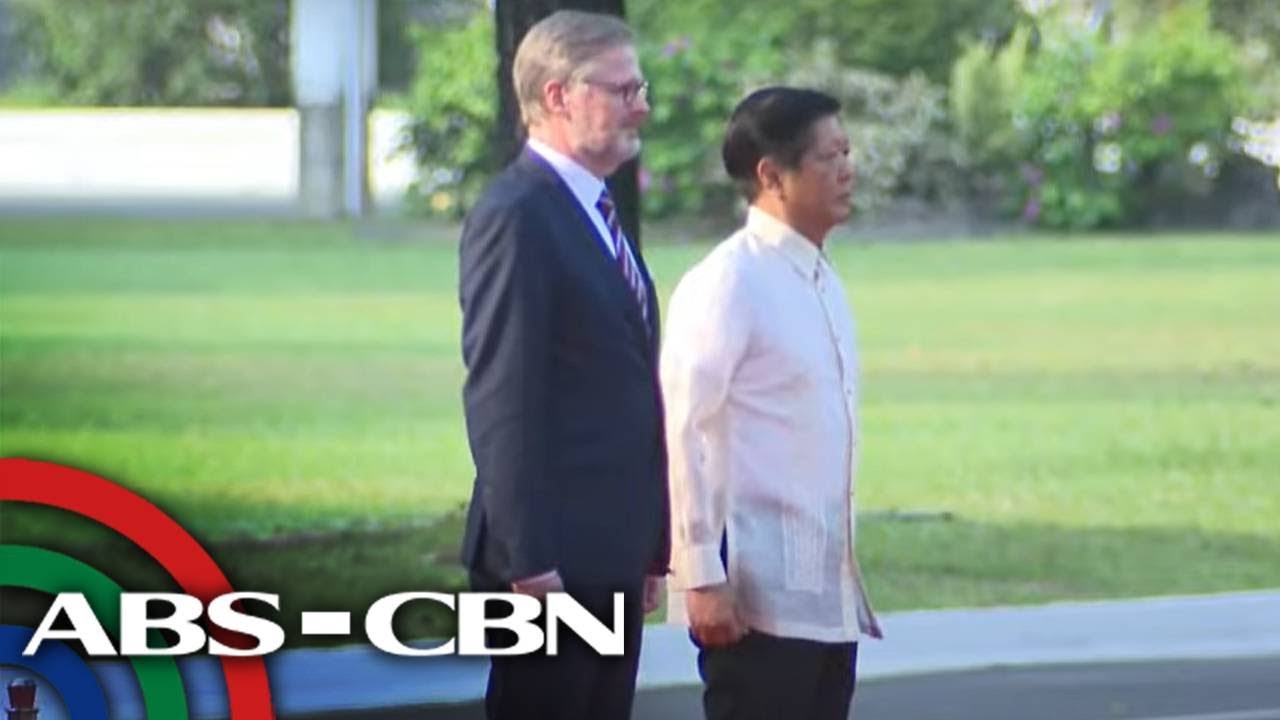 Marcos welcomes Czech PM Petr Fiala in Malacañang | ABS CBN News - YouTube