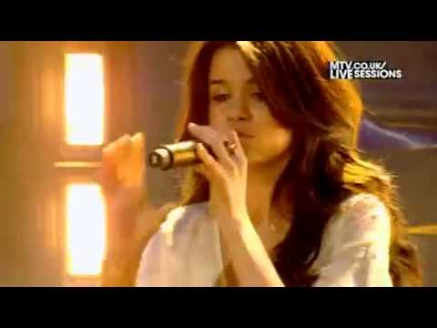 Selena Gomez MTV Live Session - Falling Down (HQ)