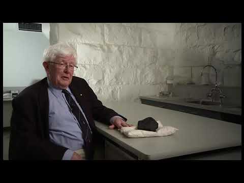 Murchison Meteorite with John Lovering - YouTube