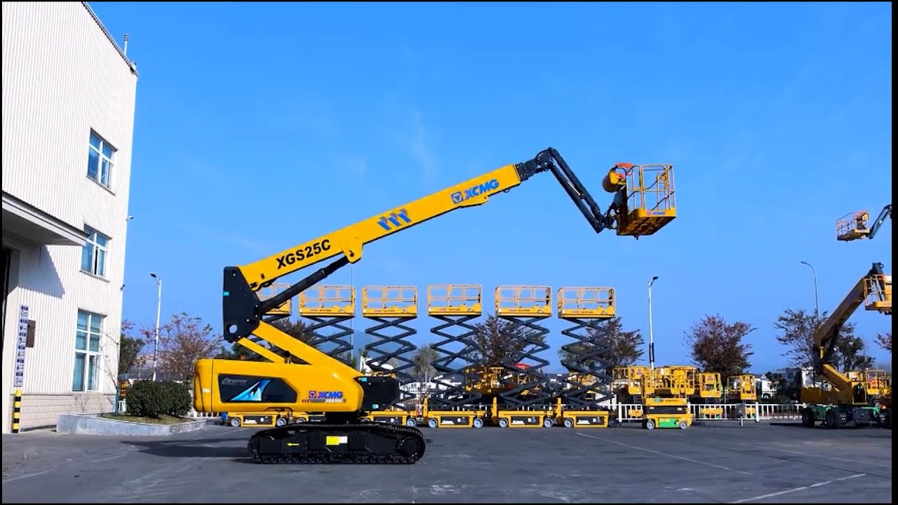 XCMG 25M Crawler Telescopic Boom Lift XGS25C - YouTube
