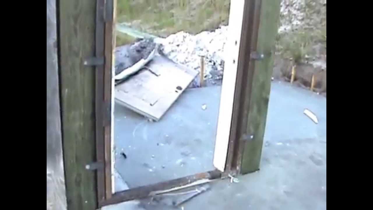 Kodiak Tactical Systems Xplosive Breaching Frame - YouTube