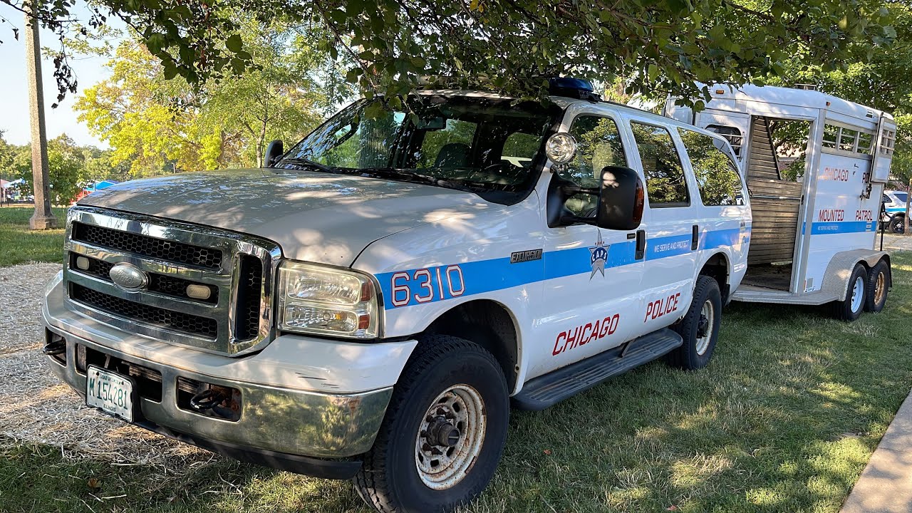 Chicago Police Dept Units at National Night Out - YouTube