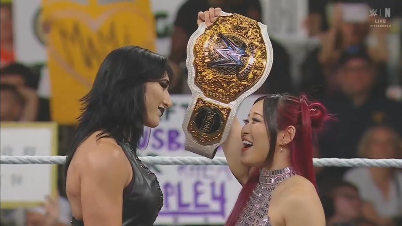 Iyo Sky confronta y reta a Rhea Ripley a una lucha en Evolution 2025 ...