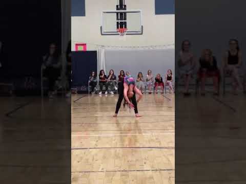 Contortion girl talent show - YouTube