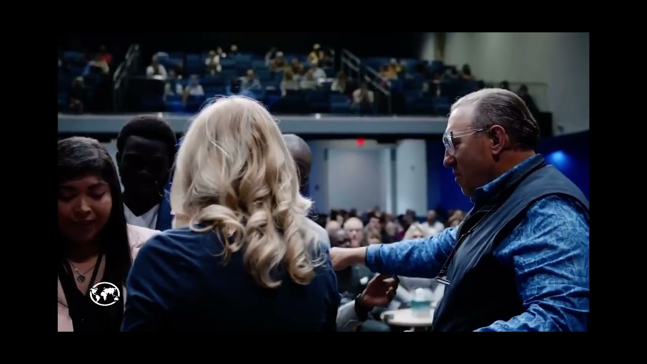 Dr. Rodney Howard Browne Word of The Lord to Rodrick Leach - YouTube