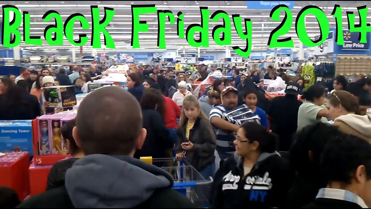 Black Friday Crowds & Insanity on Thanksgiving 2014 - At A Walmart in ...