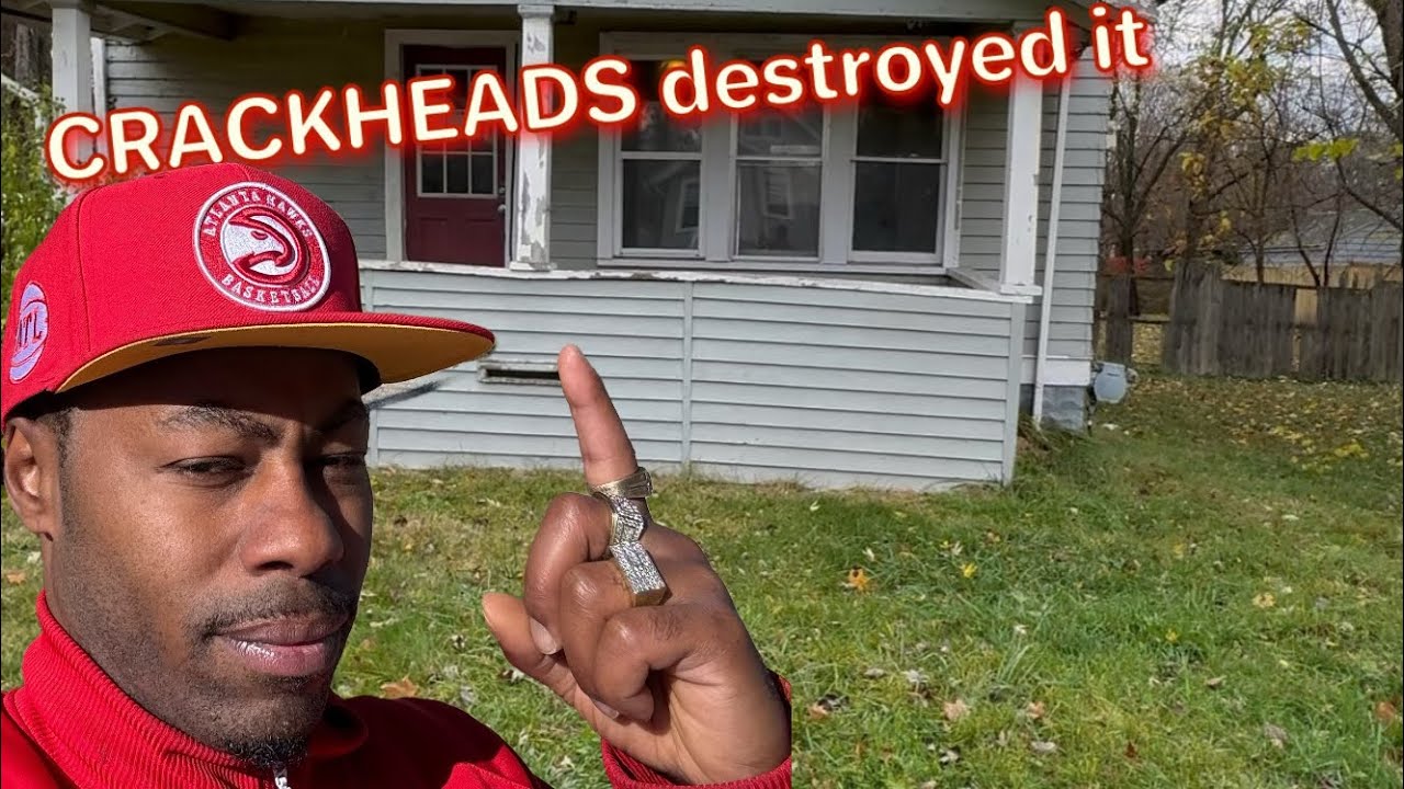 Crackheads DESTROYED landlords house🏚️ ..(full walk through ) - YouTube