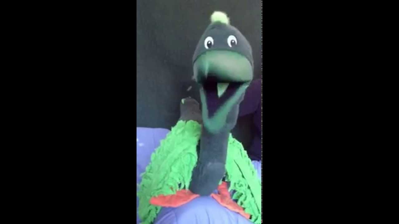 Learn To Read -- Meet Pelly - YouTube