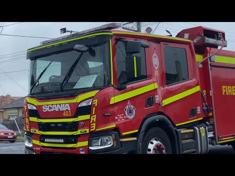 FRV/PUMPER 87B Driving-Dandenong north - YouTube