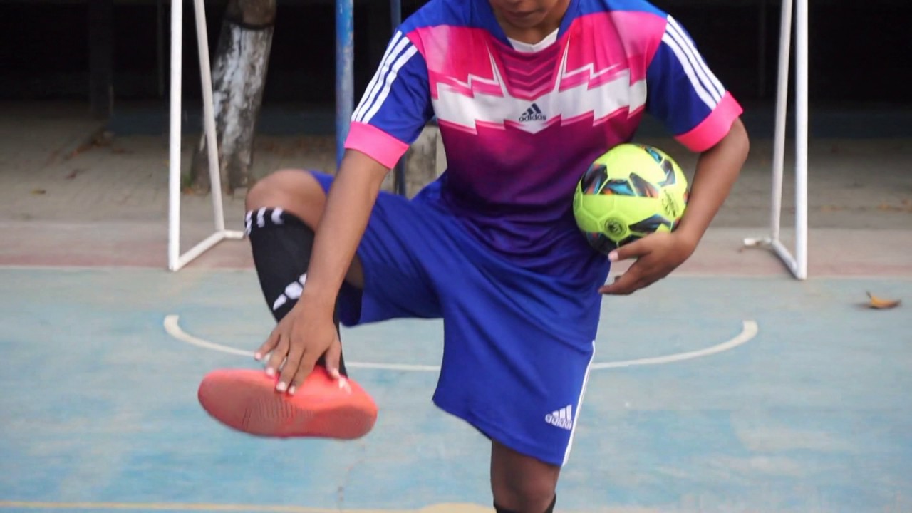 tutorial futsal : basic technique of futsal ( unnes 2016 ) - YouTube