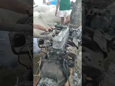 mitsubishi 4dr5 engine - YouTube