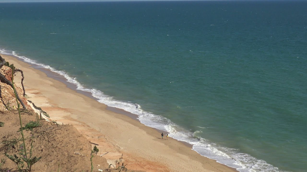 Walking in Algarve cliffs (1) - YouTube